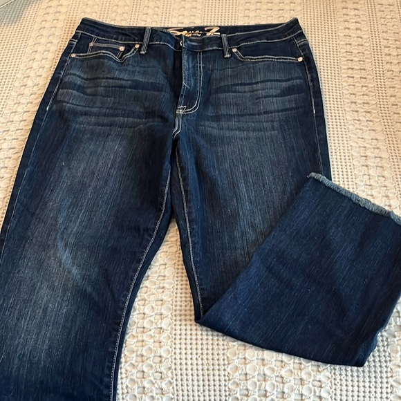 Seven7 | Jeans | Size 4 Seven Crop Jeans | Poshmark